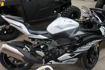 2025 Kawasaki Ninja ZX4RR ABS Inventory | Rod's Ride On Powersports ...