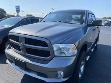 2013 Express Inventory | Jeff Perry Chrysler Jeep | Rochelle IL