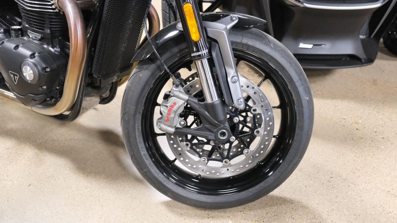 Used 2022 TRIUMPH SPEED TWIN 1200 EURO 5A BASE | Family Powersports