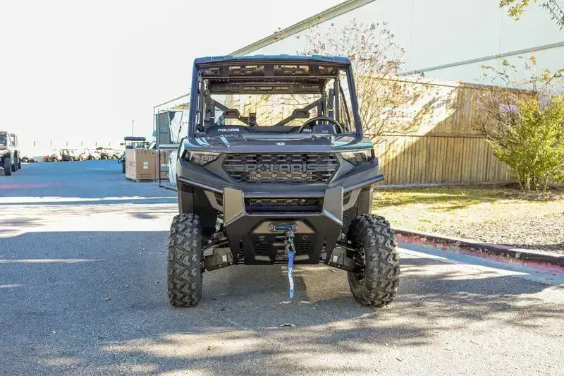 New 2026 POLARIS RANGER CREW 1000 PREMIUM | Family Powersports