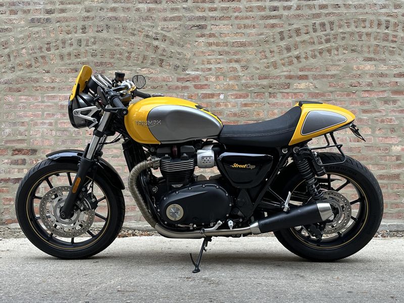 Used Triumph Motorcycles for Sale | Motor Cycle Center