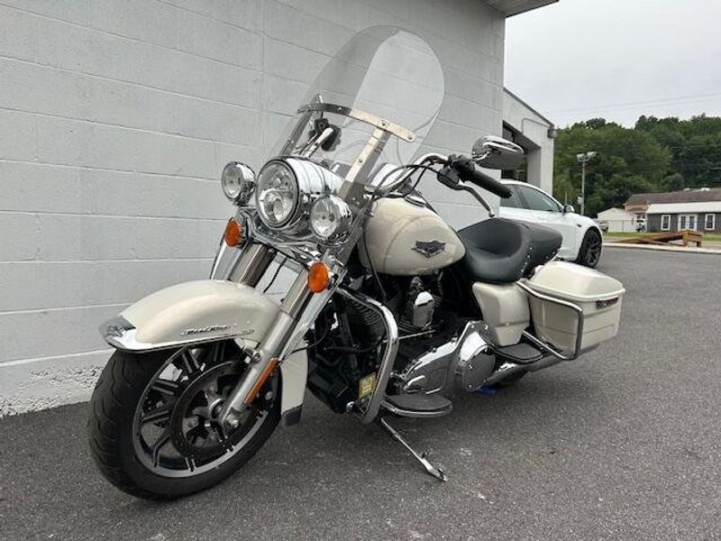 2015 Harley Davidson Road King | Kissell Motorsports | Tyrone, PA